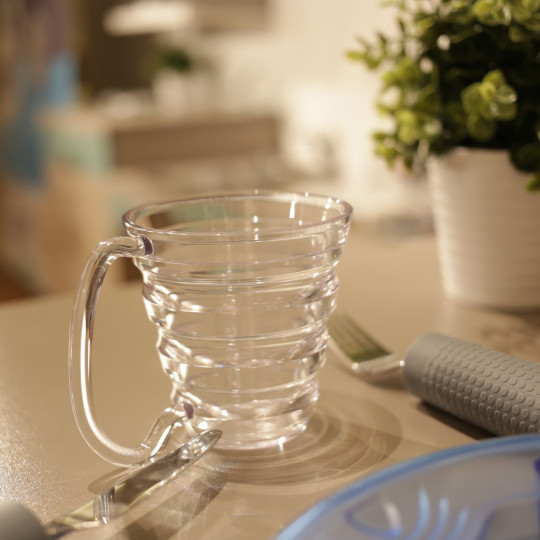 Tasse ergo avec anse - Verre ergonomique et gobelet - Tous Ergo