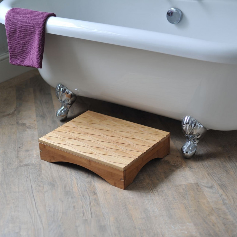 Marche pied design en bois Panda - Marchepied baignoire - Tous Ergo Marche pied design en bois Panda - Marchepied baignoire - Tous Ergo