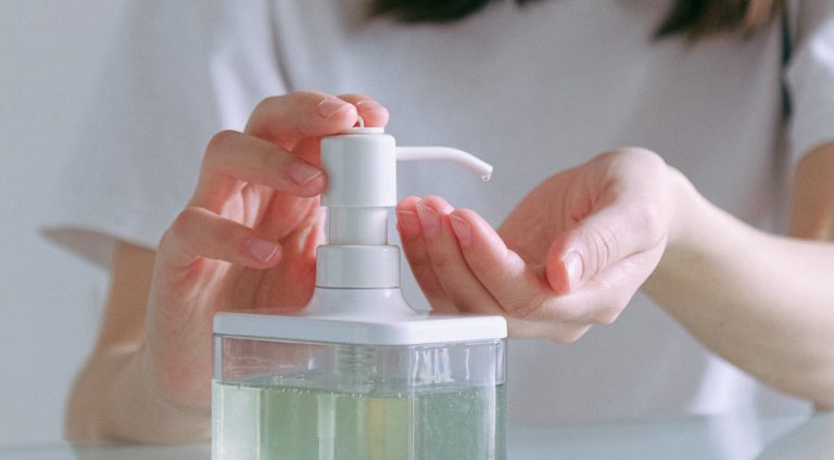 Comment assurer une bonne désinfection des mains ? - Blog Tous ergo